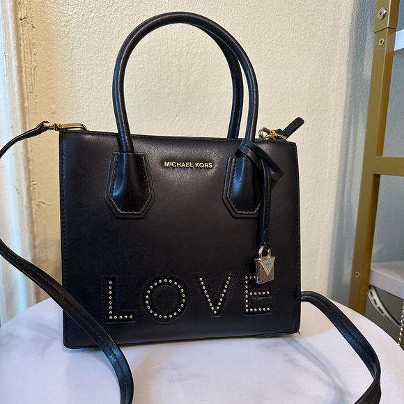 Michael Kors | Bags | Michael Kors Mercer Black Leather Crossbody Bag ...